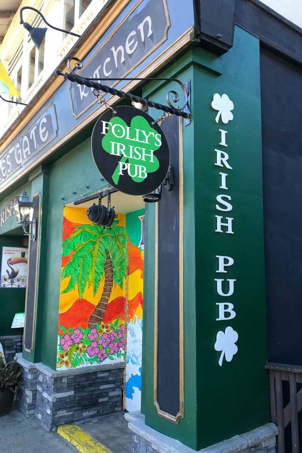 21 Best Places To Eat In Folly Beach Any Time Of Day - Coastal Wandering