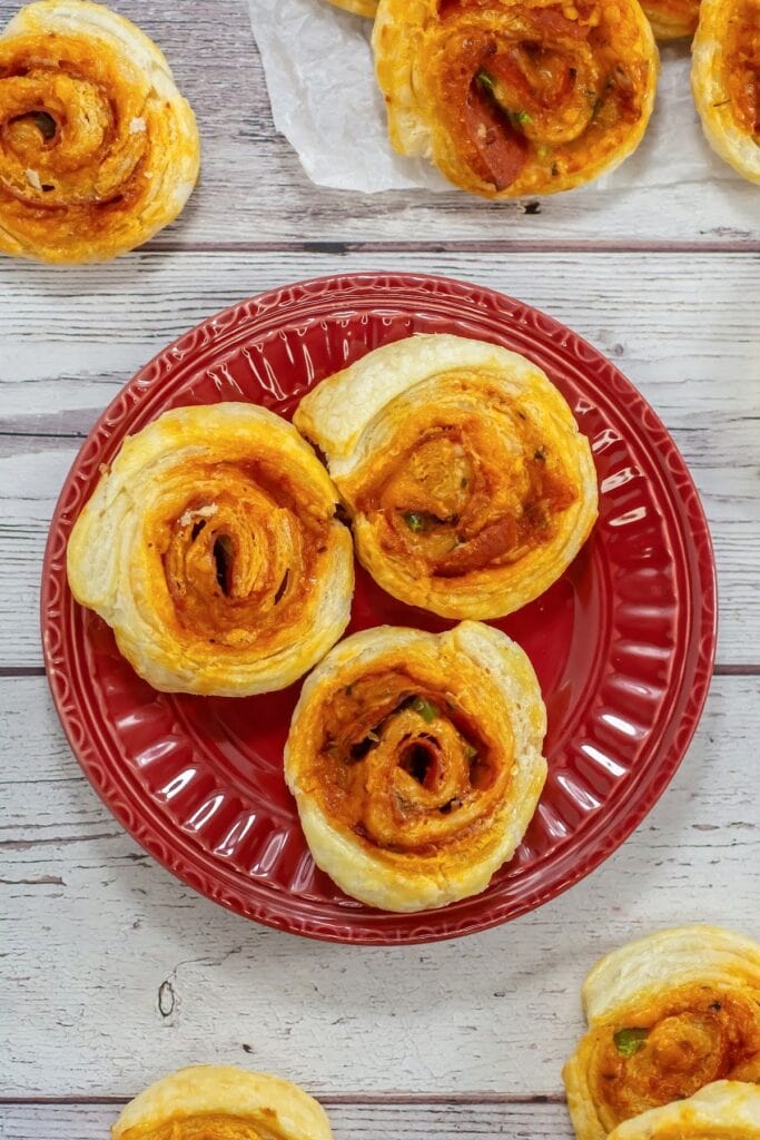 Easy Pizza Pinwheels Appetizer Recipe - Coastal Wandering